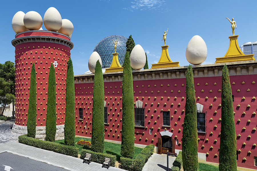 Salvador Dalí, así era el genio del surrealismo | Dosde Publishing