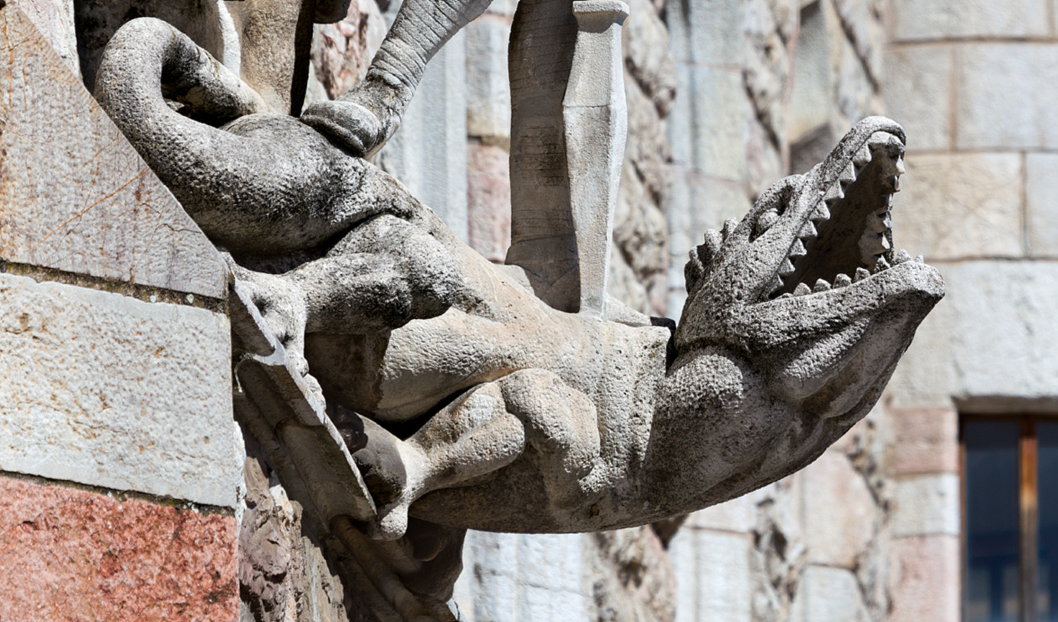 Gaudi en Leon, Antoni Gaudí en León, edificio de Gaudí en Leon